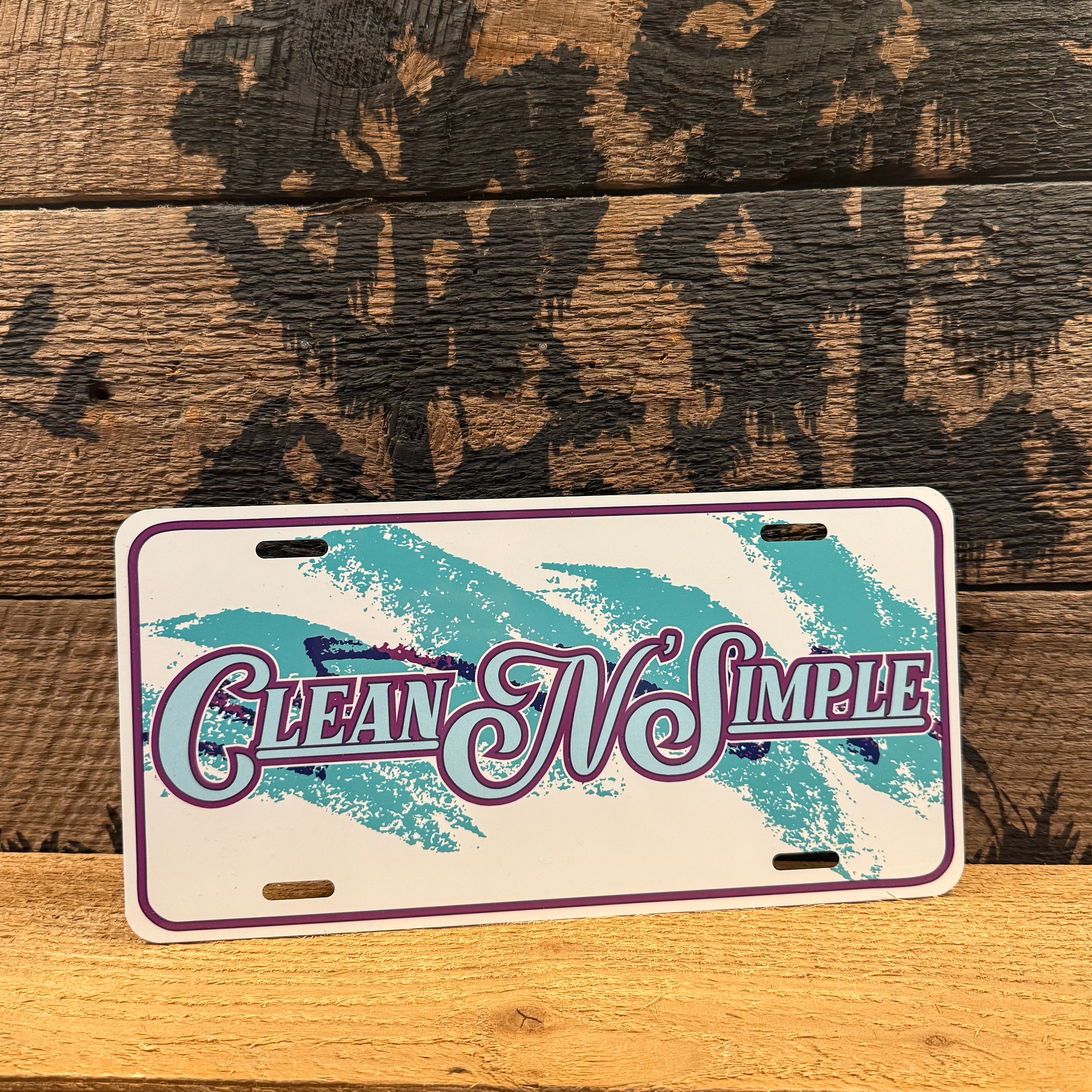 Limited edition 90's plate – Clean N’ Simple